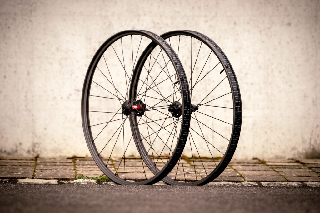 Roval Traverse SL II – Trail-Laufradsatz mit leichten Carbonfelgen